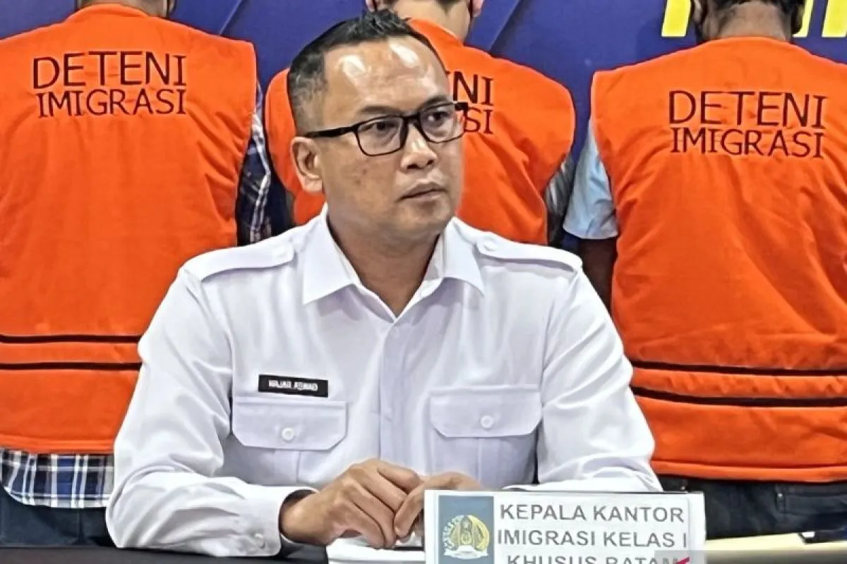 Gasss... Imigrasi Batam Tindak 186 WNA Bandel Sepanjang 2025 ...