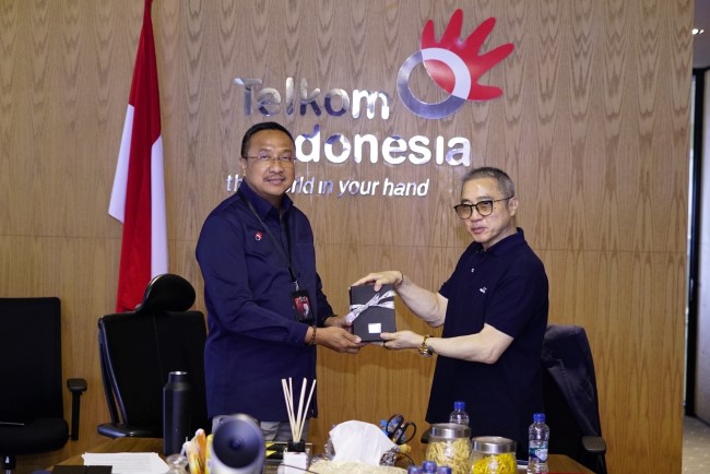 Jaringan Telkom Kian Kuat, Kolaborasi Strategis Dorong Kabel Laut ...